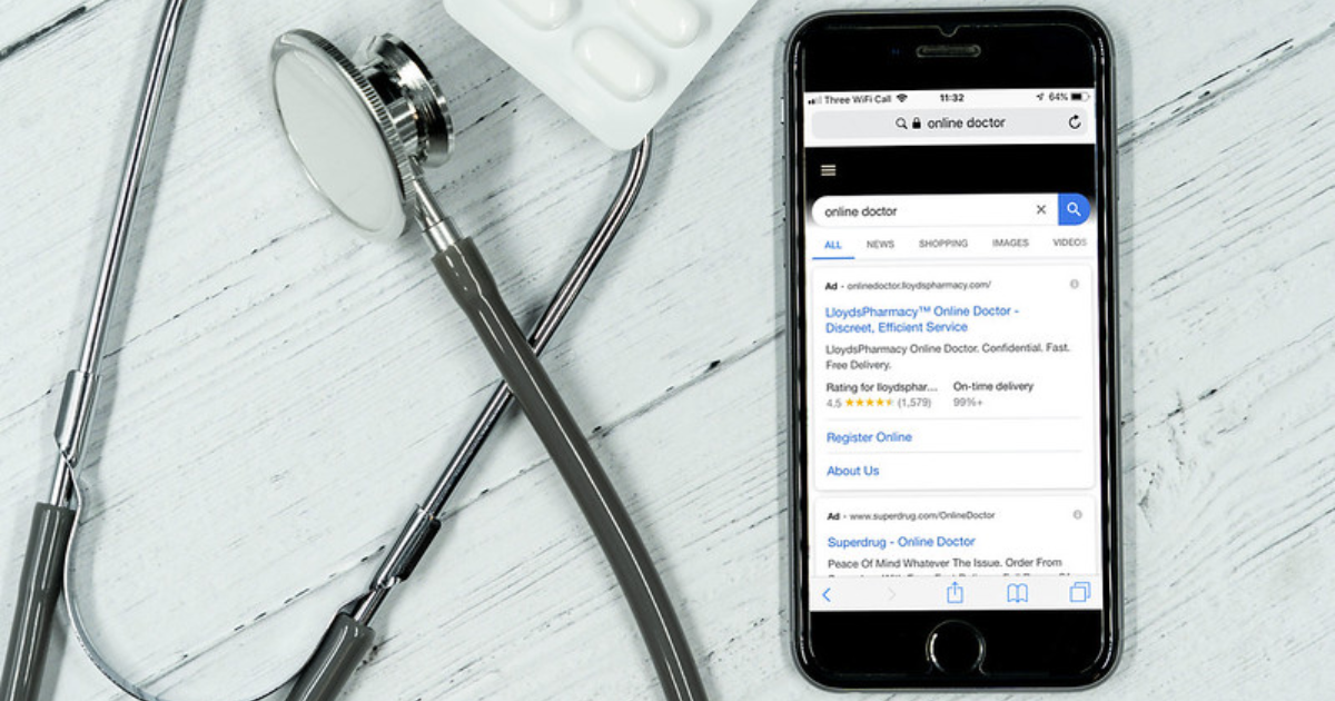 Pinging a doctor: How does a medical professional work with AI